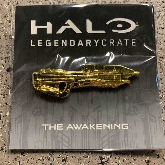 Loot Crate | Other | Halo The Awakening Pin | Poshmark